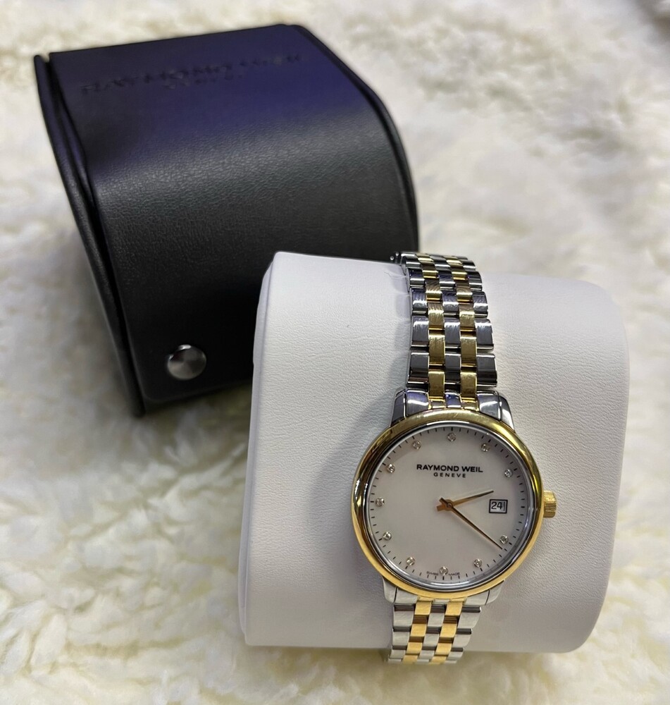 Womens Raymond Weil Sapphire Crystal Mother of Pearl Dial With Diamonds ...